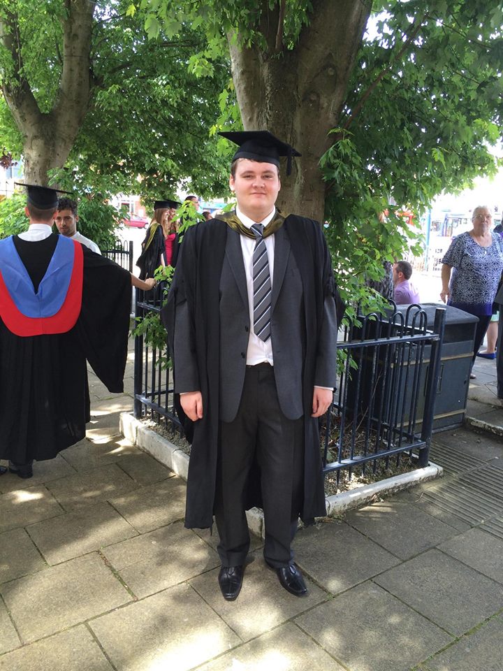Graduate Profile: Rob Lewis (BSc Computer Networks) | UWTSD Applied ...